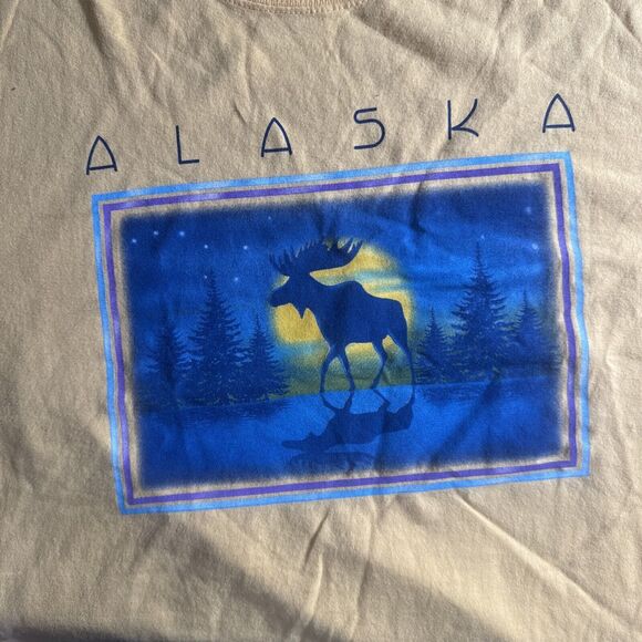 100% | Shirts | Vintage Alaska Moose Tshirt Yellow Sherry Resortwear Xl ...